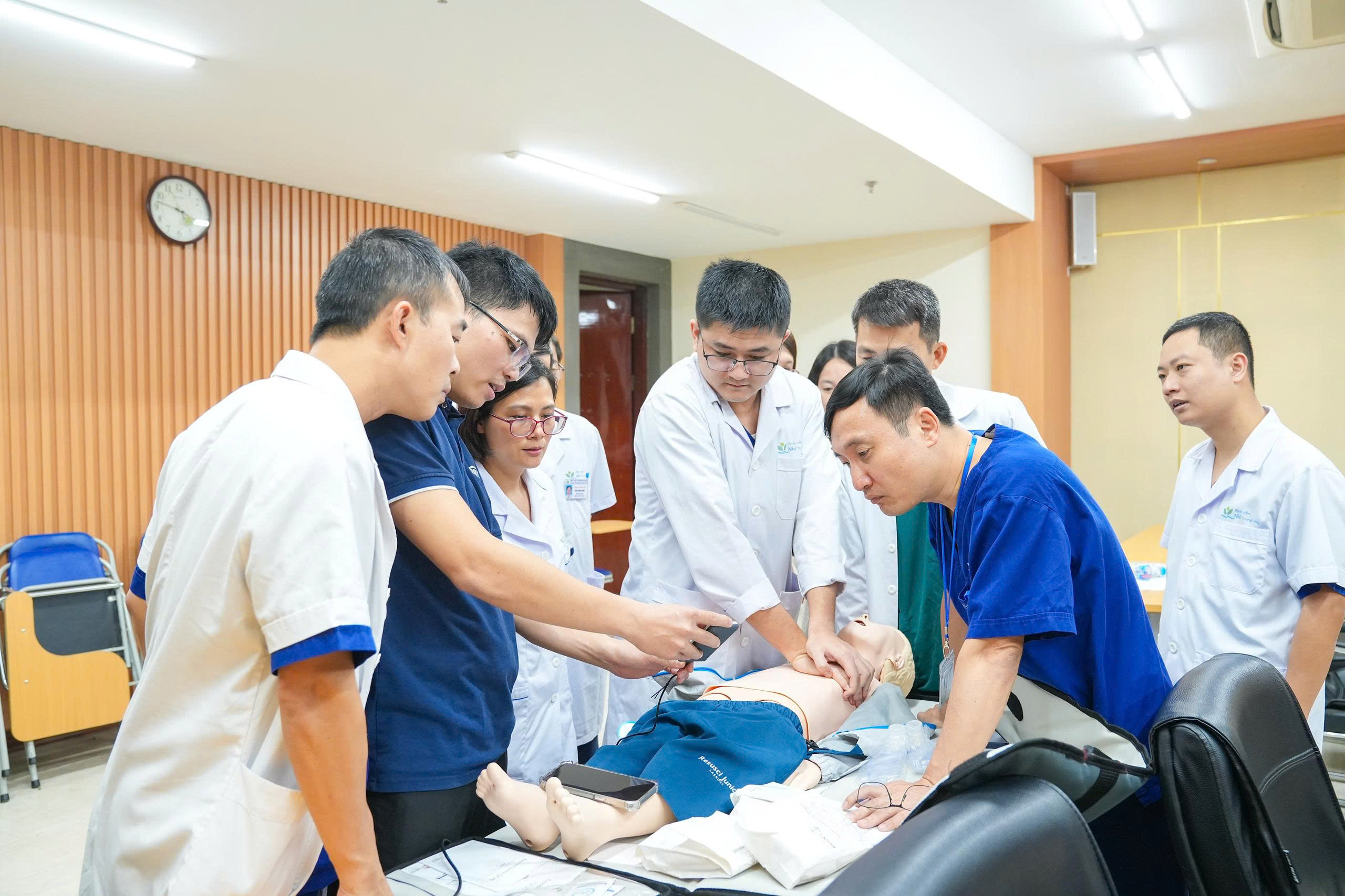 Hands-On Simulation Training for Paediatric Emergency Care